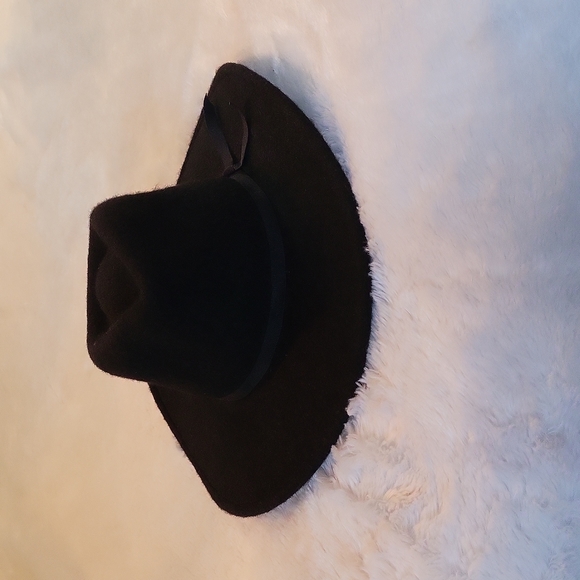 Brixton | Accessories | Brixton Ashley Felt Hat | Poshmark